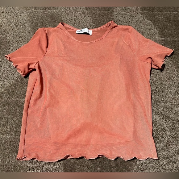 Hollister | Tops | Coral Rusty Ruffle Edge Mesh Overlay Short Sleeve ...